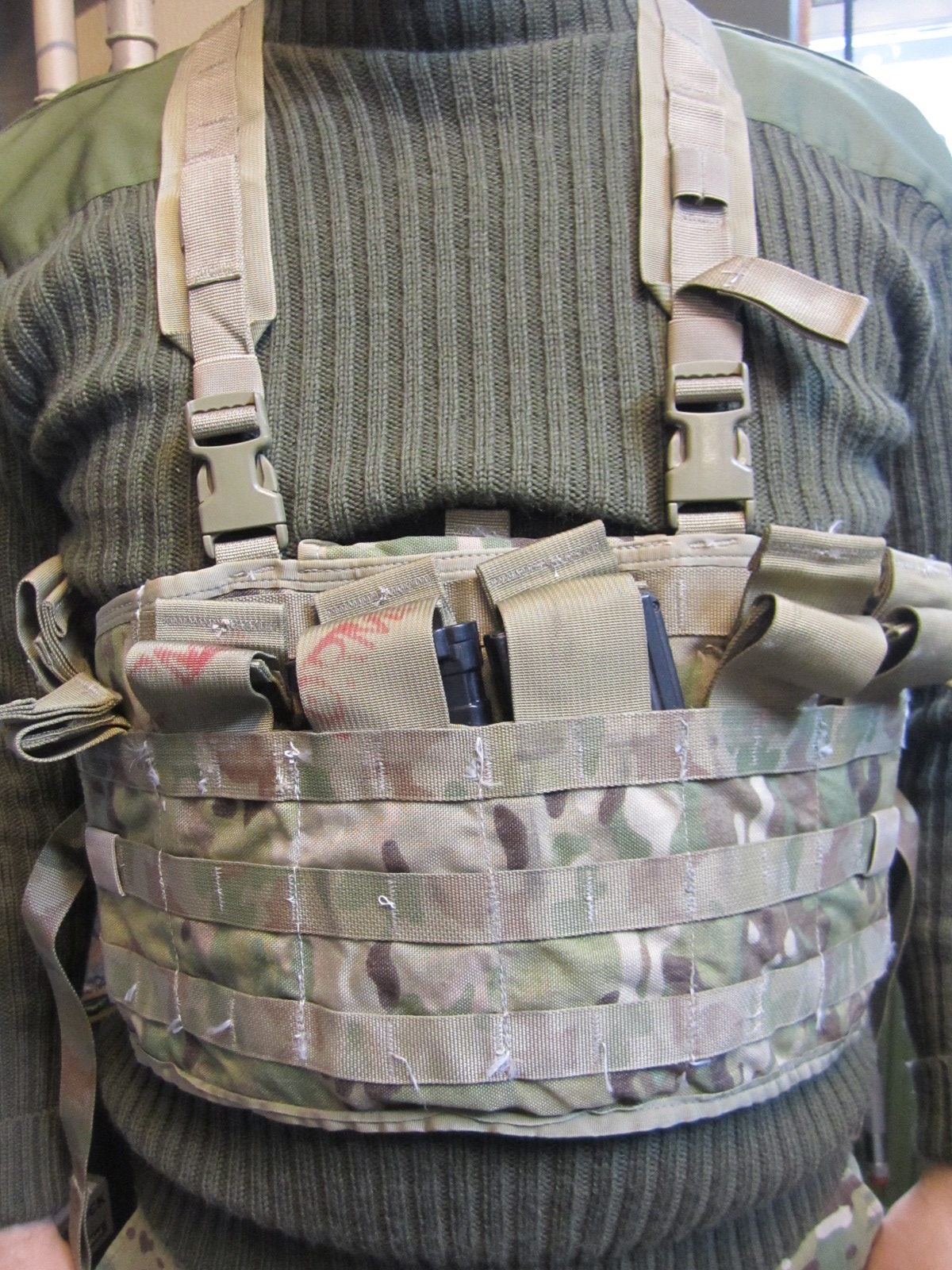 US Army taisteluliivit Tactical Assault Panel (TAP), multicam, ylijäämä ...